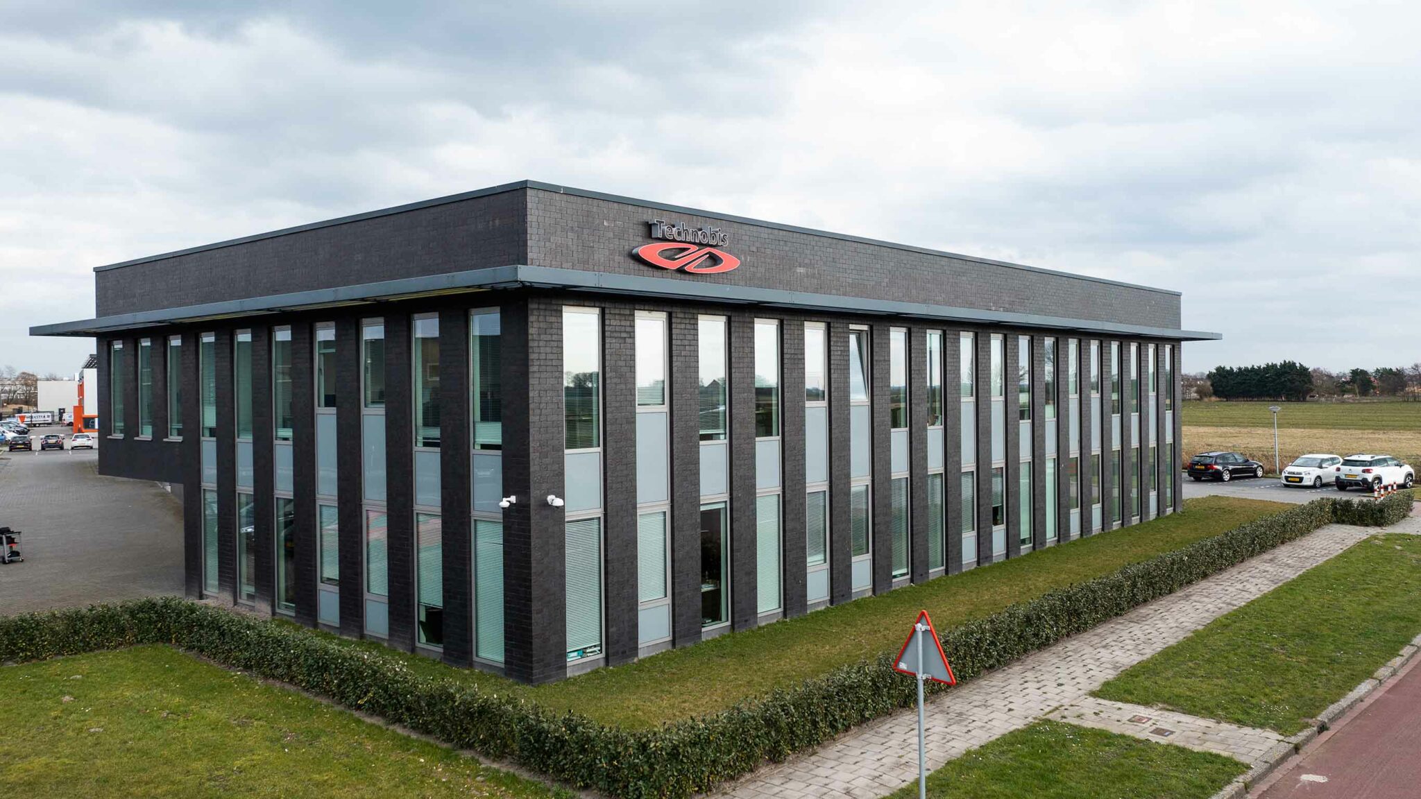 About us - Technobis High Tech Solutions - Medical Device Engineering